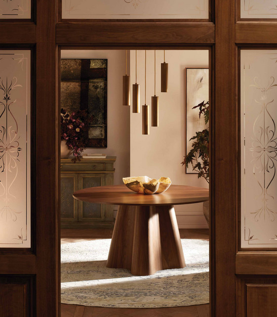 Arhaus - 2025_Arhaus_Fall_Catalog - Page 10-11